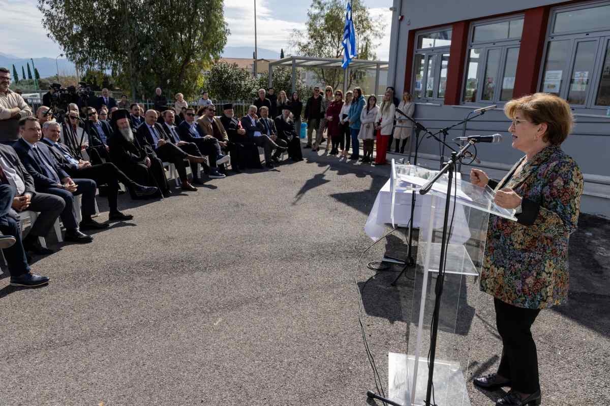 ΠΡΑΓΜΑΤΟΠΟΙΗΘΗΚΑΝ ΤΑ ΕΓΚΑΙΝΙΑ ΤΟΥ ΕΙΔΙΚΟΥ ΣΧΟΛΕΙΟΥ ΝΑΥΠΑΚΤΟΥ | The Locals?